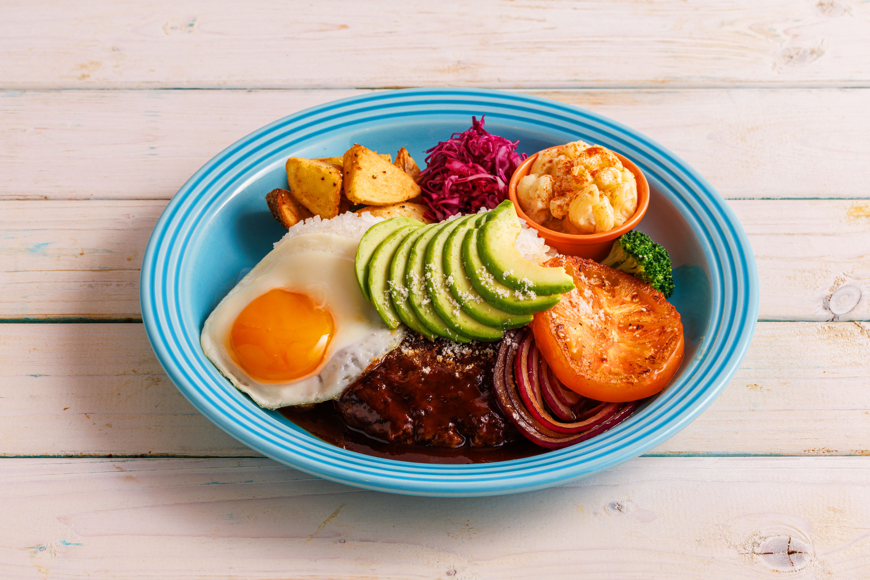 12/10(水)販売開始・アボカドホワイトポルチーニロコモコ｜ハワイアンプレート｜メニュー｜コナズ珈琲